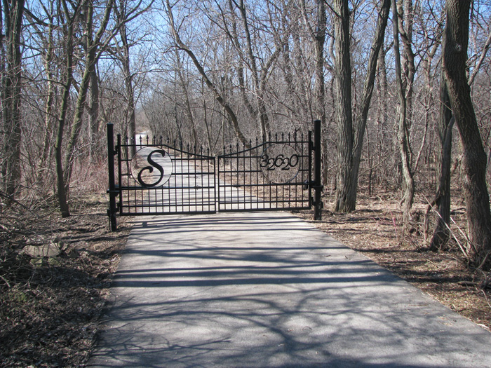 Residential Gate Systems | Private Homes | Condominiums | Apartments
